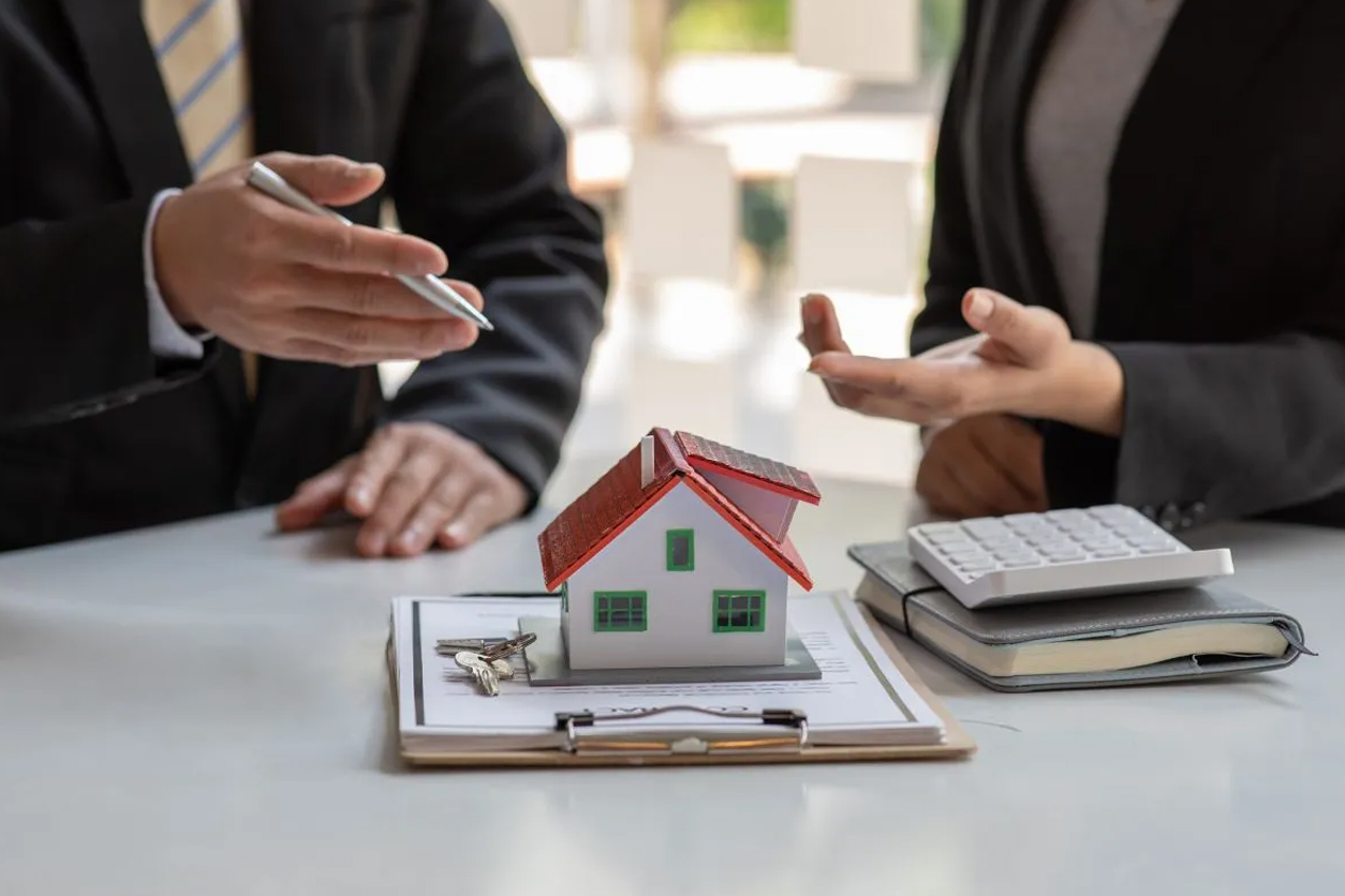 Real Estate Litigation & Arbitration in the UAE: Choosing the Right ...